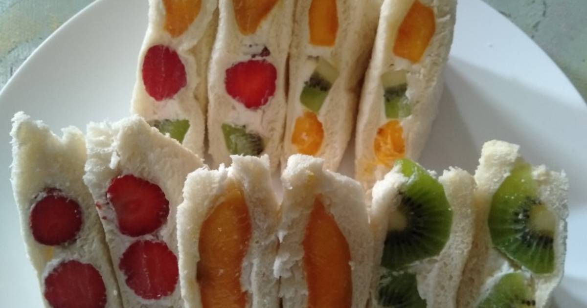 Resep Fruit Sandwich oleh Yuyun - Cookpad