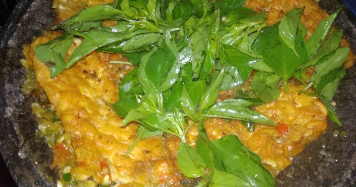 Resep Penyet tempe sambal kencur oleh Umie YuliaSs - Cookpad