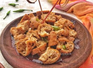 Resep tahu gejrot enak, pedas dan praktis ala rumahan