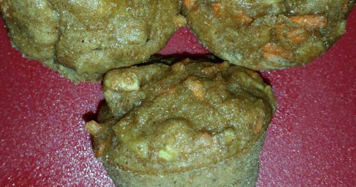 Mini Apple Carrot Muffins Recipe by jessicadpaxton