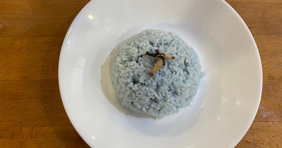 Resep Nasi Uduk Bunga Telang Simple Dengan Rice Cooker oleh Mamah ...