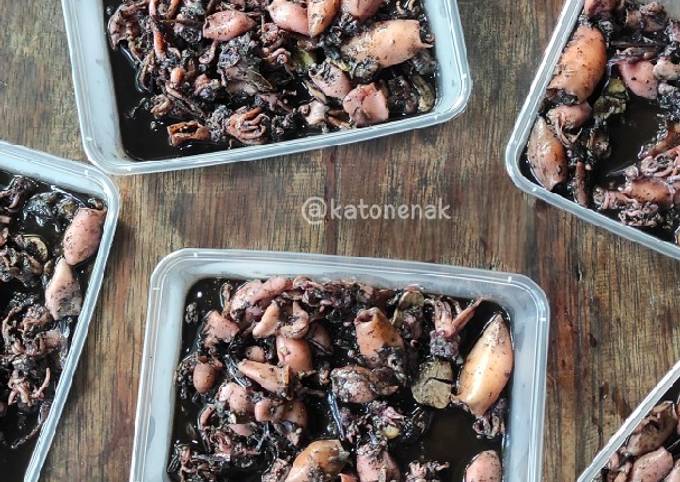 Resep Cumi Item oleh Dina Meliana - Cookpad
