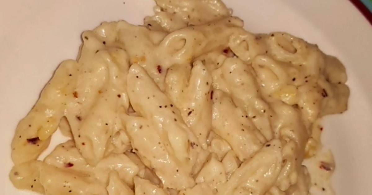 Italian white cheese pasta Recipe by Ritika Chandiramani - Cookpad