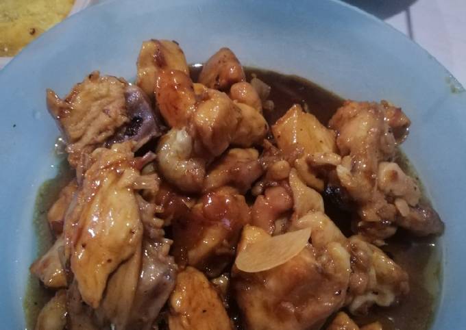 Resep Ayam saus caramel sederhana oleh HendikLiya - Cookpad