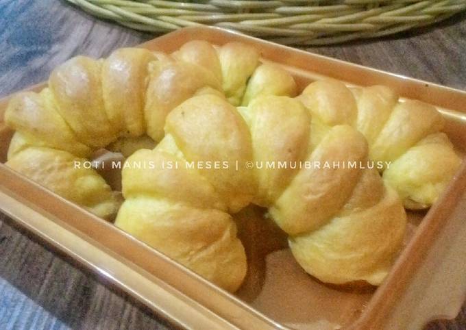 Resep Tutorial Membentuk Roti Manis Keong oleh Lusy Siswati - Cookpad