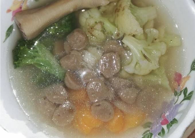 Resep Sop ceker bakso oleh mita2805 - Cookpad