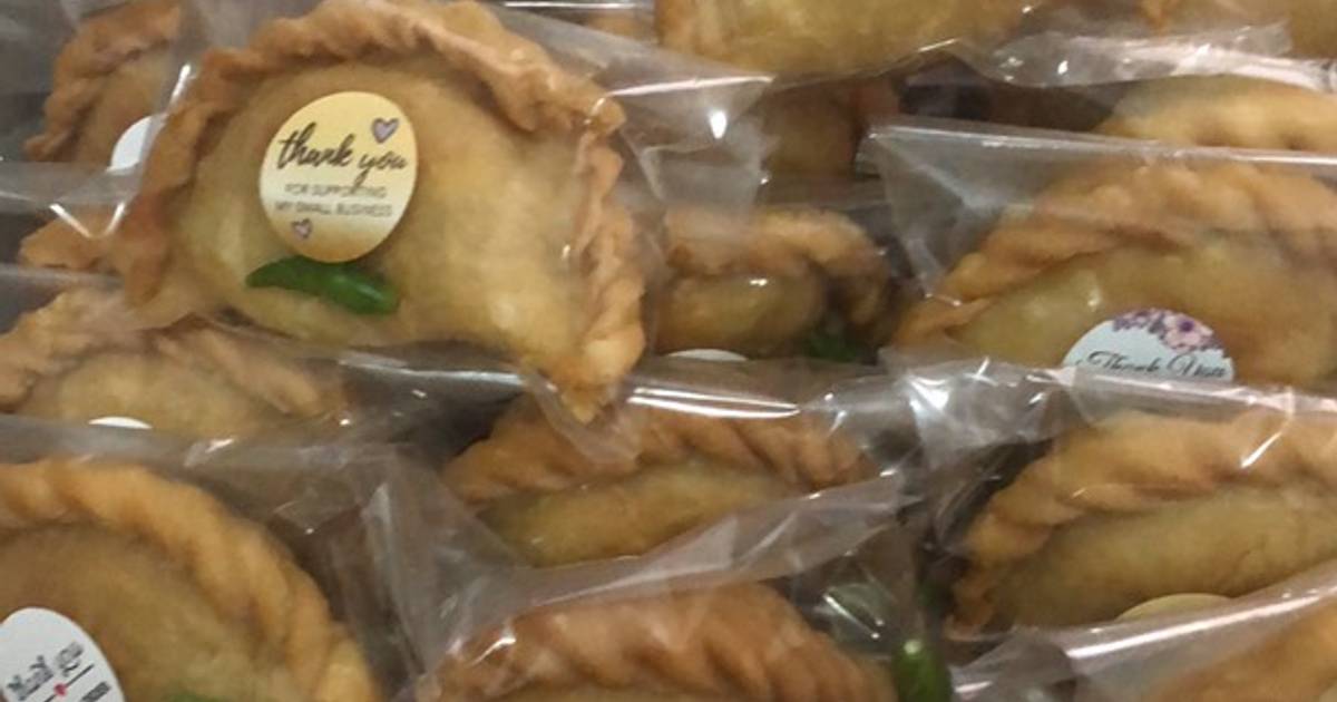 Resep Pastel isi kentang wortel oleh lilis sulistyaningrum - Cookpad