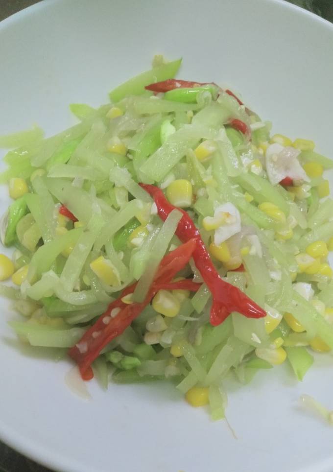 Resep Oseng labu Siam+jagung manis + pete oleh Fransiska G. - Cookpad