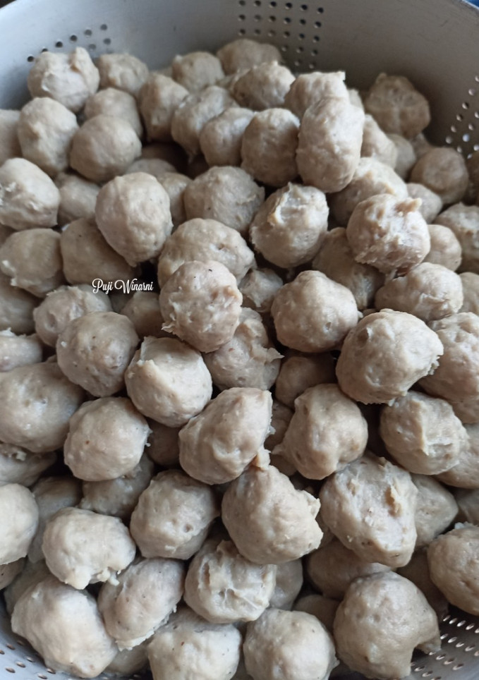 Resep Pentol Bakso Daging Sapi oleh Puji Winarni - Cookpad