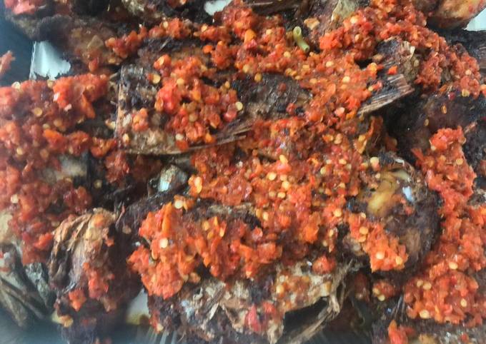 Peppered Grilled Croacker Fish Recipe by Naya Njemz - Cookpad