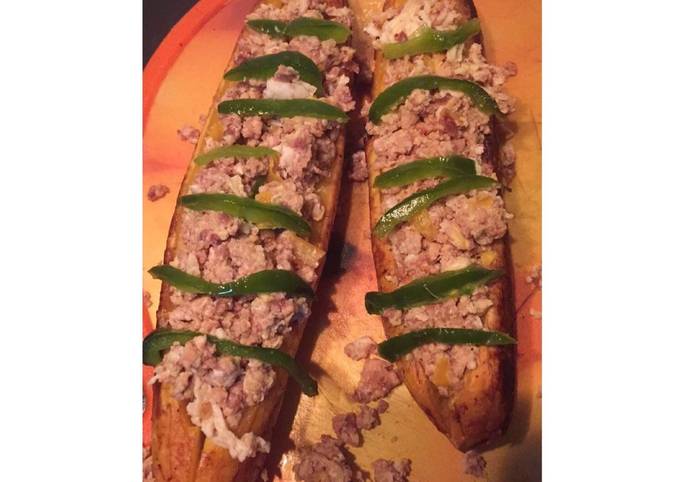 Plantain Canoes Recipe by TheTasteFairy - Cookpad