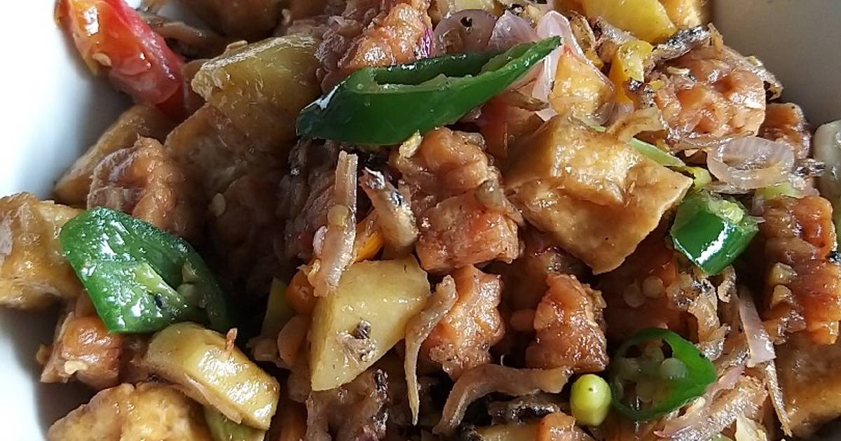 Resep Oseng Tempe Tahu Kentang Teri oleh Syenni Gemilang - Cookpad