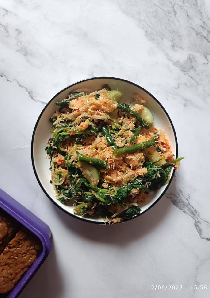 Resep Urap Versi Tumis oleh Umma Berkreasi - Cookpad