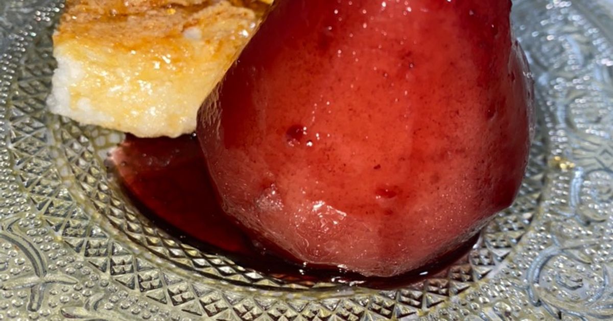 Peras Al Malbec Receta de Ariana Gómez- Cookpad