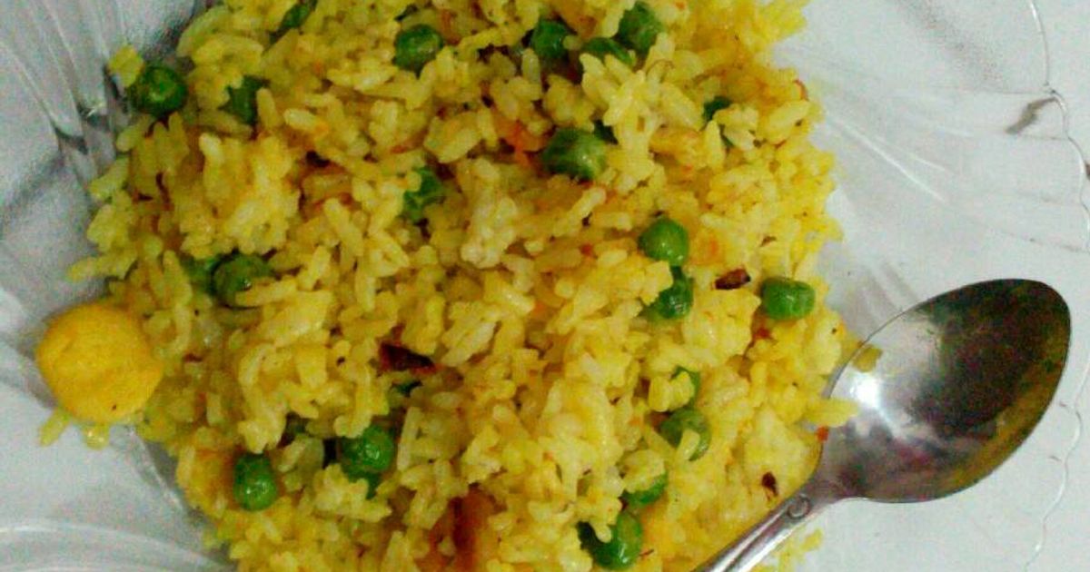 Resep Nasi Kuning Kacang Polong oleh Enjun Junaeti - Cookpad