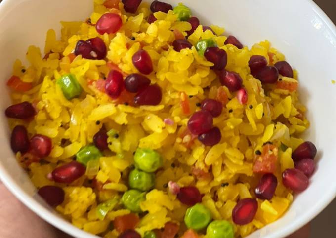 Kanda poha { Maharashtra Street Food } Recipe by Alka Bhandari - Cookpad