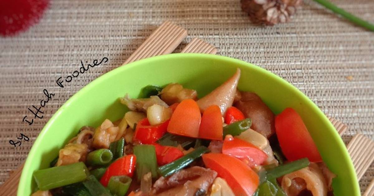Resep Tumis Cumi Asin & Bunga Bawang oleh Iffah Foodies - Cookpad