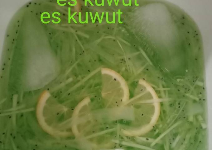 Resep Es kuwut Timun oleh Yuna Muchtar Wangsa - Cookpad