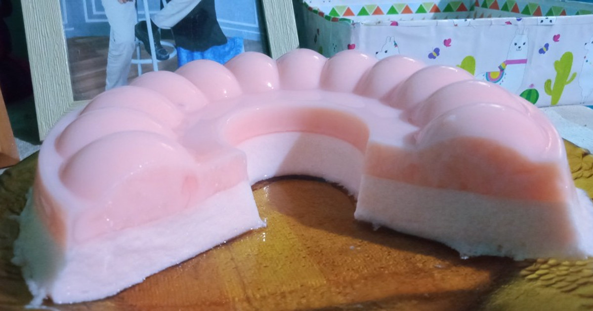 Resep Puding Busa Strawberry oleh Ansp12 - Cookpad