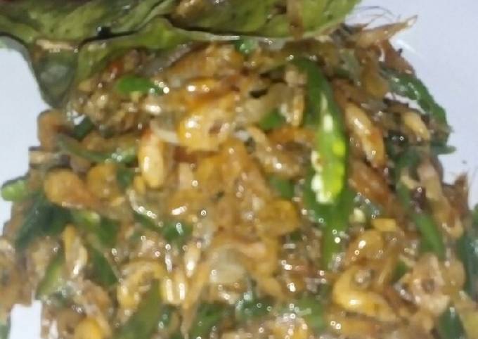Resep Oseng udang cabe ijo oleh Karimah Esti Rahayu - Cookpad