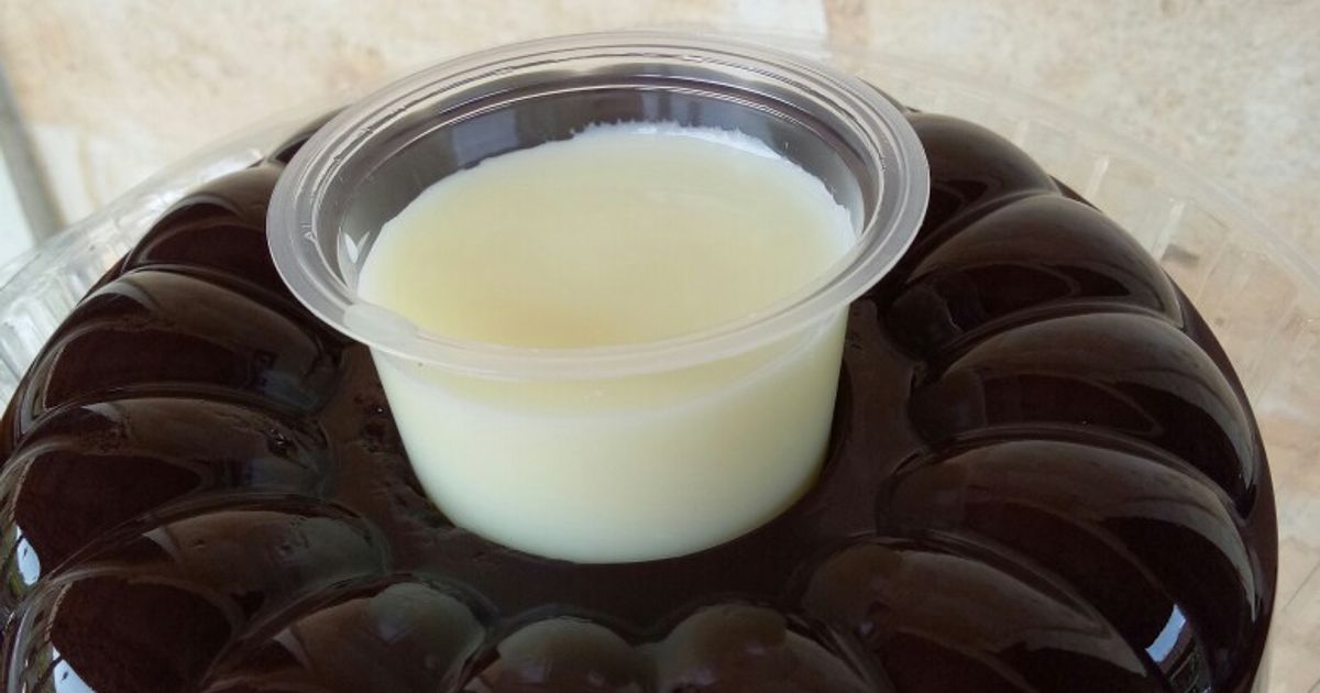 Resep Puding Coklat With Vla Vanilla oleh rie_Shanessa - Cookpad