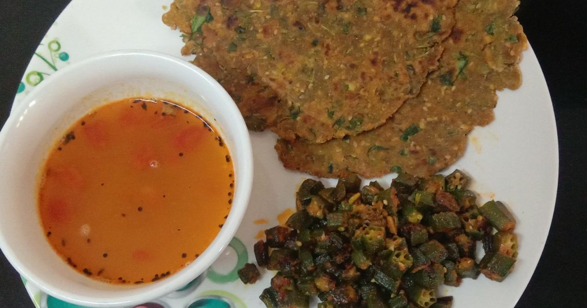 Bajari Methi Thepla(dhebara) Recipe by Daxa Parmar - Cookpad