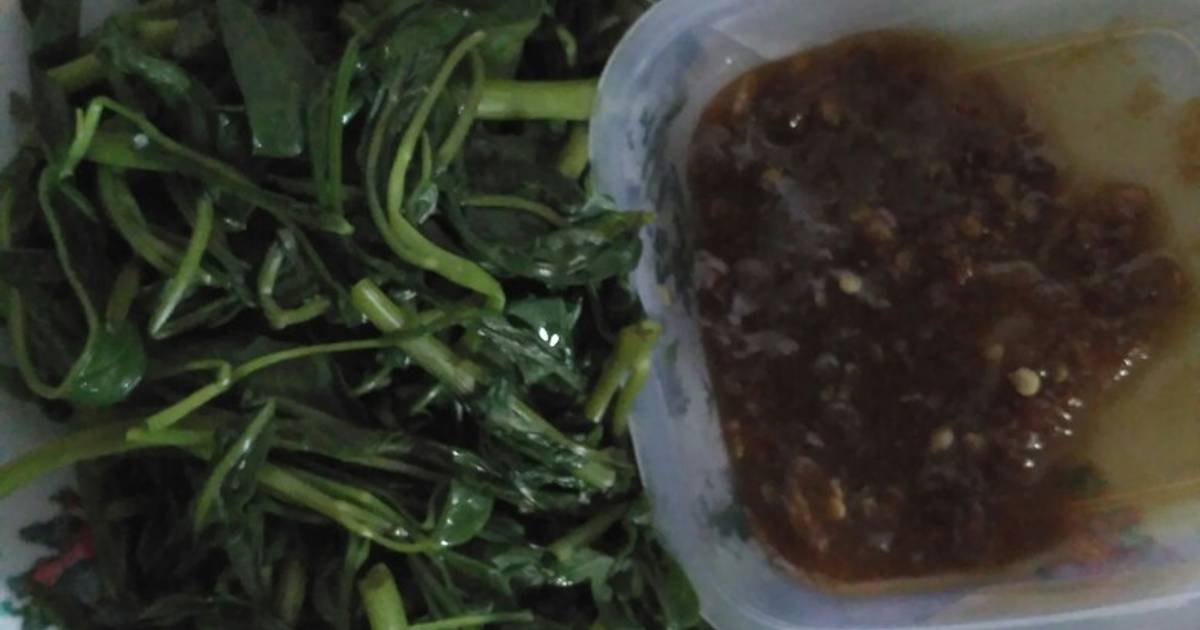 Resep Plencing kangkung oleh Tia - Cookpad