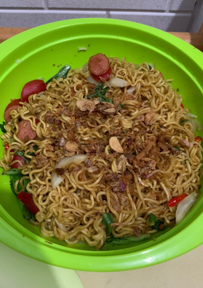 Resep Mie Goreng Indomie Modifikasi oleh Mestika Nasution - Cookpad