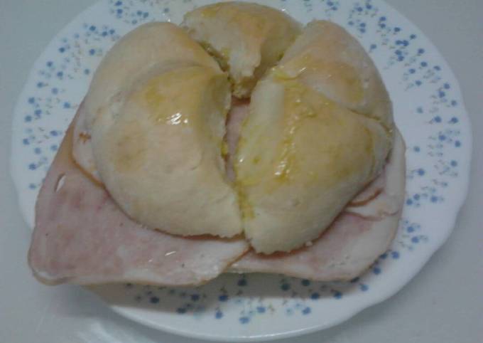 Mollete con pollo relleno asado y mostaza de Dijon Receta de penchi ...