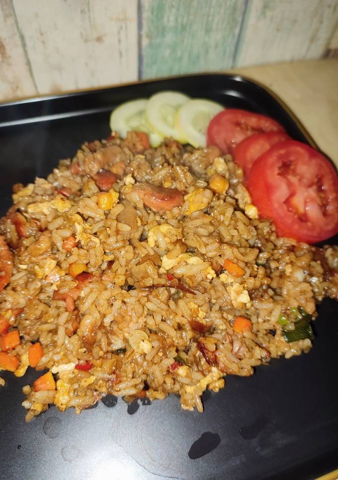 Resep Nasi Goreng Ayam Lada Hitam oleh Hardiyani Iyan - Cookpad