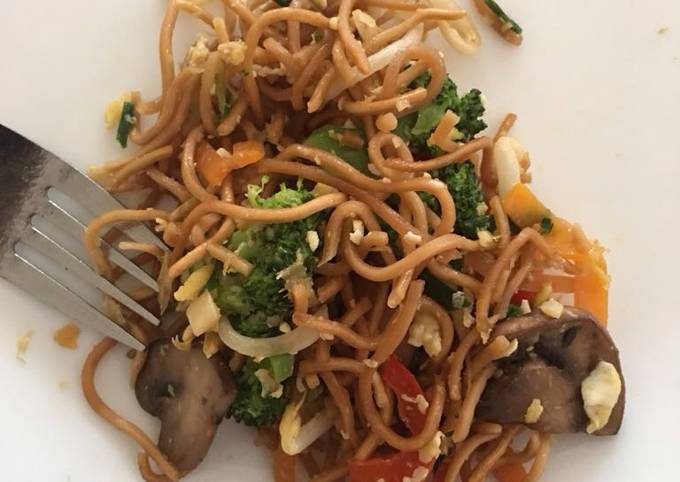 Fried Hong Kong Mee Recipe by Preethi Mohan - Cookpad
