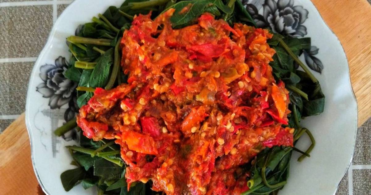 Resep Plecing kangkung oleh Shinta Maharani Jasmen - Cookpad