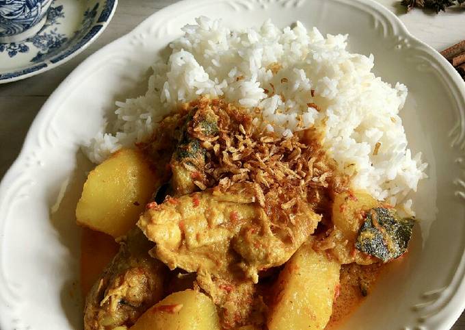 Resep Nyonya Chicken Curry oleh Cooking with Sheila - Cookpad
