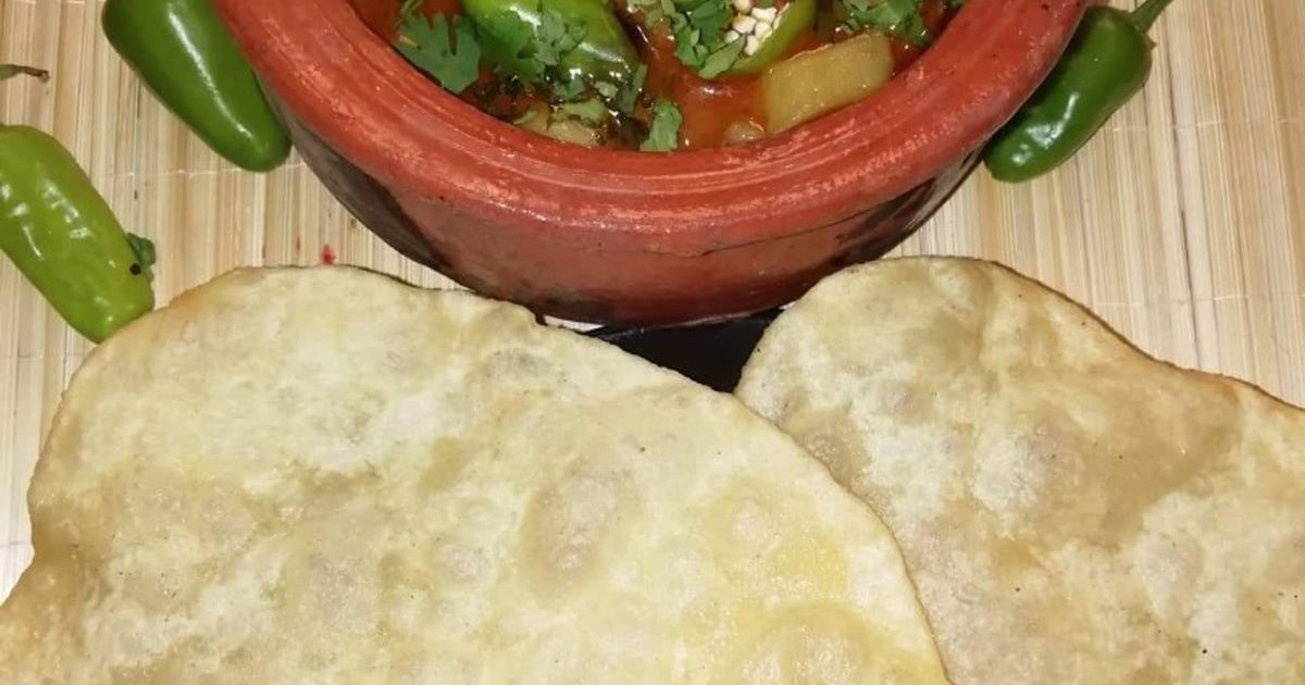 Puri Tarkari Recipe by Nazia Qureshi - Cookpad