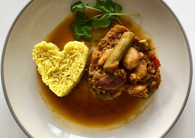 Pigeon Fodder Curry with jackfruit seeds, pigeon peas and drumsticks ...