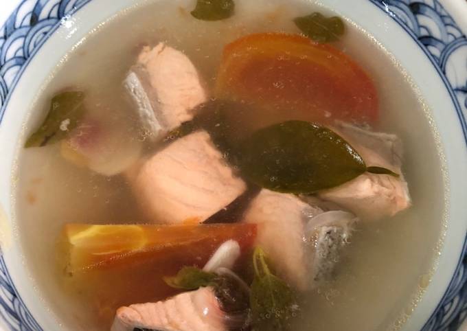 Resep Salmon Kuah Asam Manado oleh Henny Henny - Cookpad