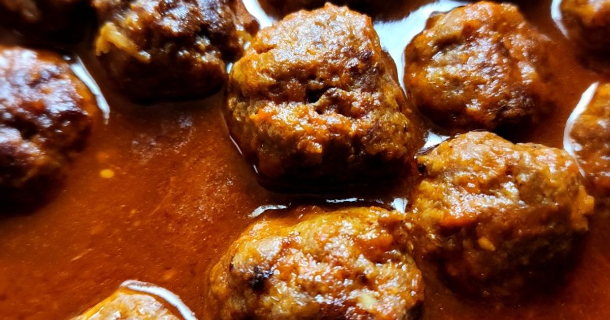 Dawood Basha Meatballs (Middle Eastern Meatballs In Tomato Sauce ...