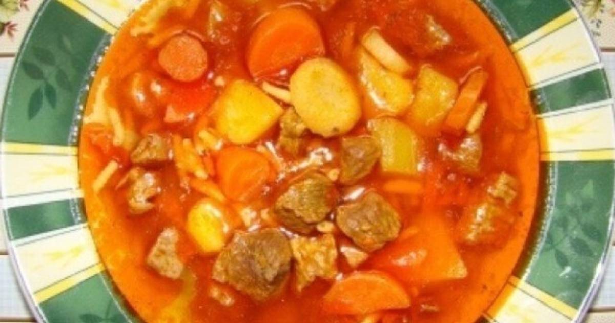 Gulyás leves ! | Bernadett Bitai receptje - Cookpad receptek