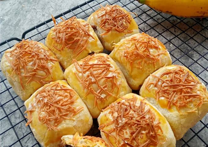 Resep Bolen Pisang oleh Ina Qurathul - Cookpad
