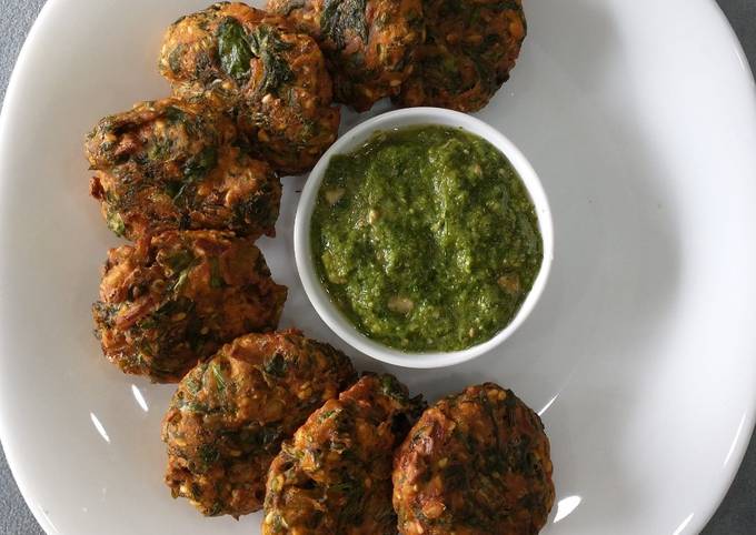 Methi Palak Bhajiya/Vada Recipe by Surekha Dongargaonkar - Cookpad