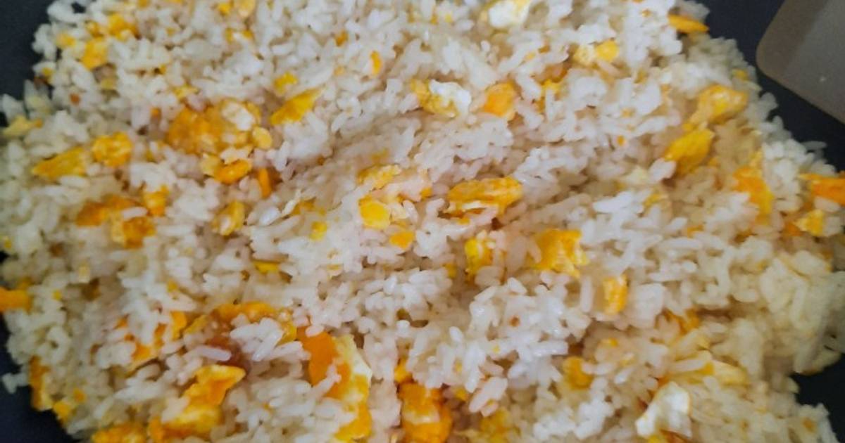 Resep Nasi goreng simpel oleh Viraevi - Cookpad