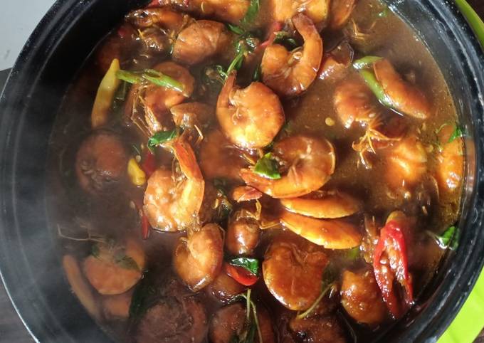 Resep Udang Kemangi Lada Hitam Saori oleh Nila Apritia - Cookpad
