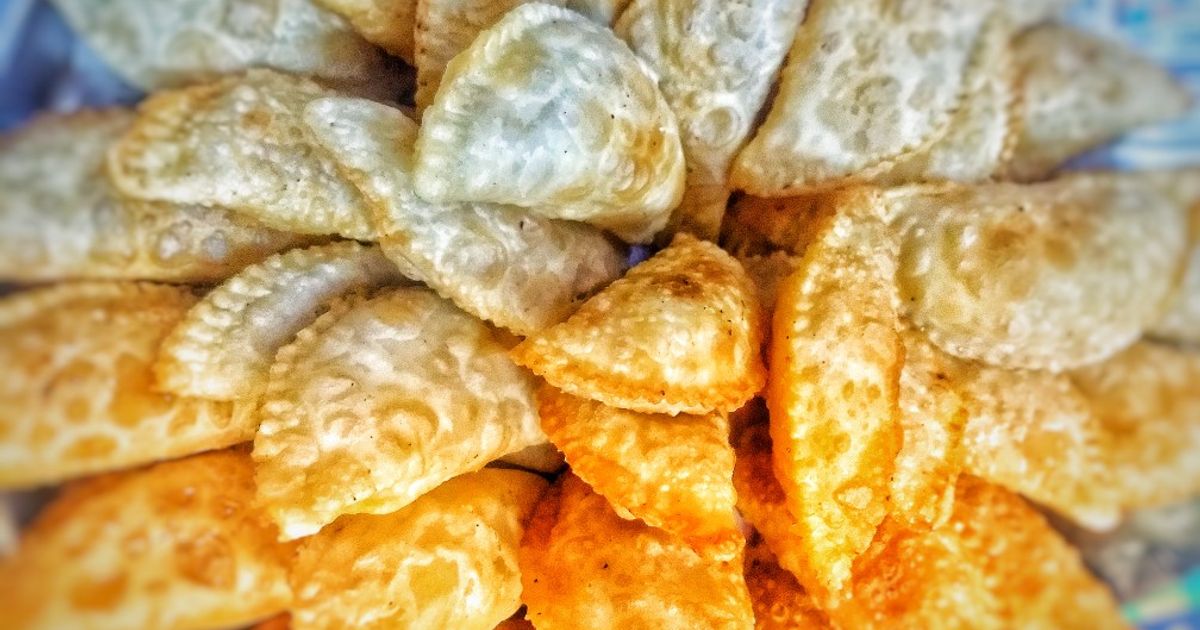 Mawa Gujiya Recipe by Neha Sharma - Cookpad