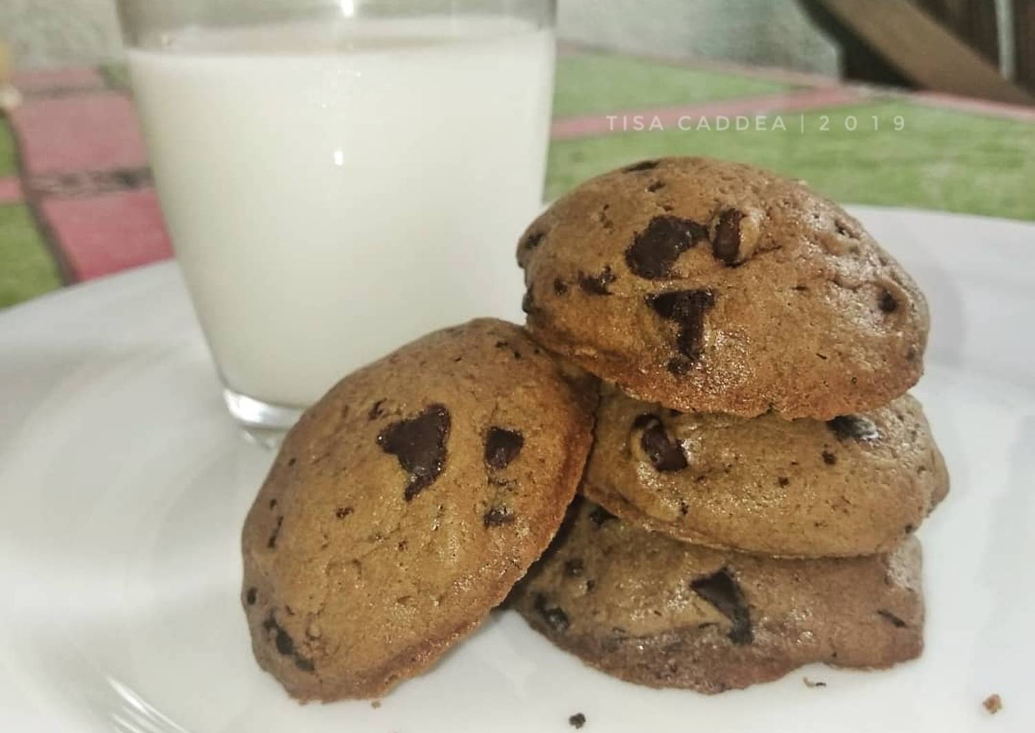 Resep Soft Cookies Choco Chip Sederhana Enak oleh Tisa Caddea - Cookpad