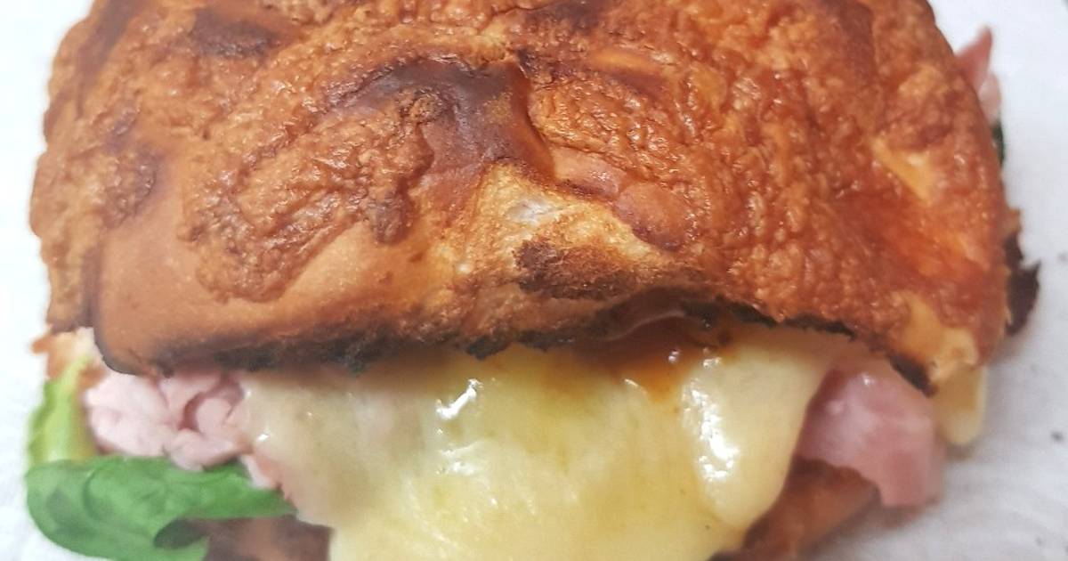 My Toasted Cheesy Bap Sandwich. 😀 Recipe by Maureen 😀 - Cookpad