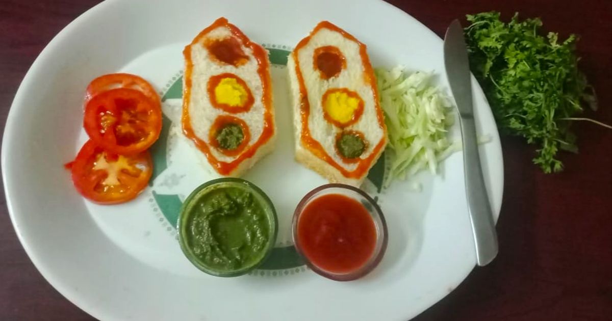 Traffic Light Sandwich Recipe by Ashwini Vaibhav Joshi - Cookpad