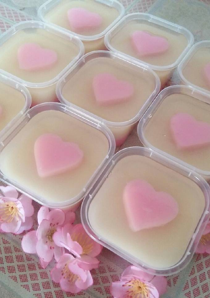 Resep Puding Susu Cup Mini 3 Lapis oleh Lita Kitchen - Cookpad