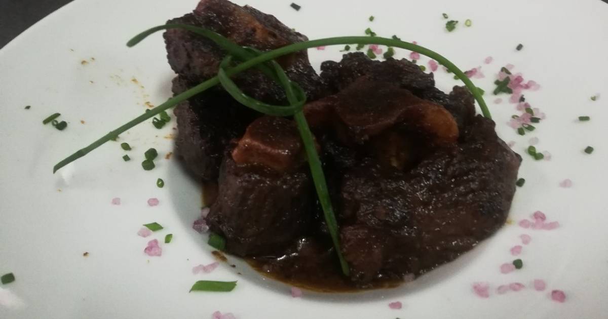 Rabo de toro o carrilleras en salsa Receta de Espe-cial Juárez Moreno ...