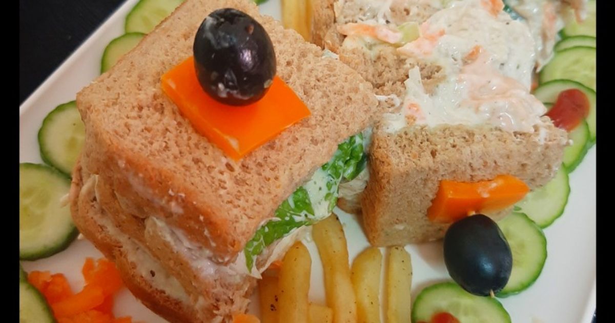 Chicken Mayonnaise Sandwiches Recipe by tanveer sayed - Cookpad