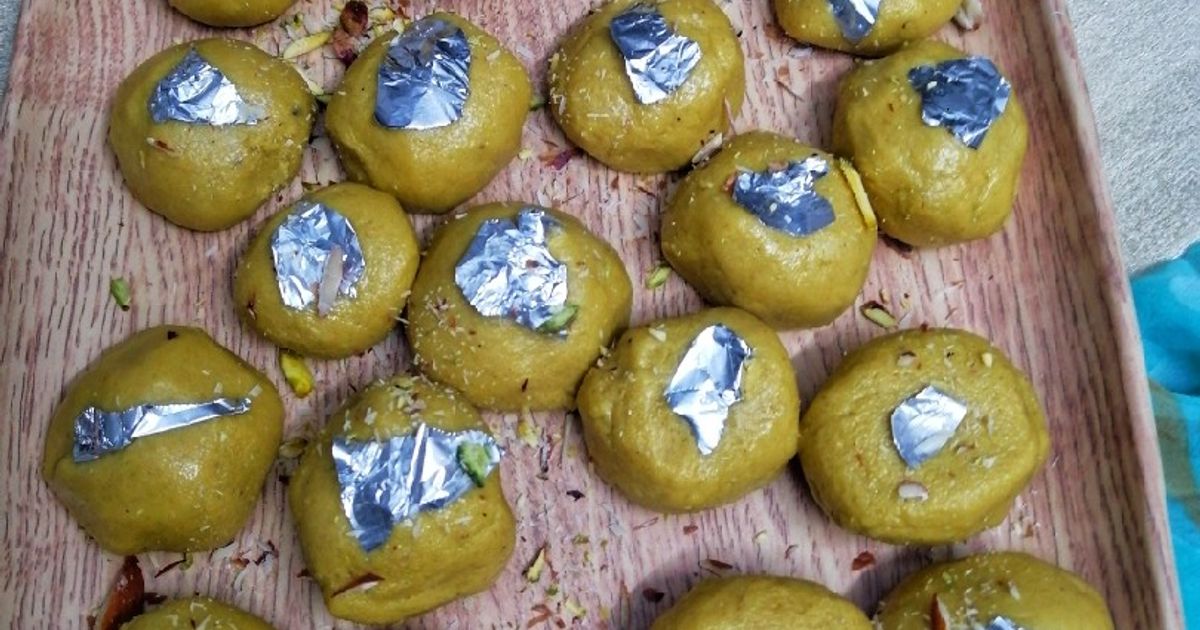 Baisan Ke Laddo Recipe by Maha Faraz - Cookpad